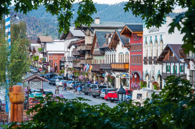 Ultimate Guide to Leavenworth in the Winter - Discover the Pacific ...